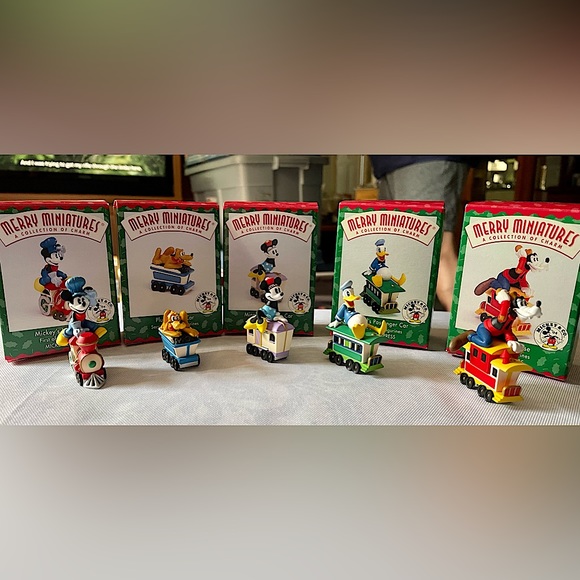 Hallmark | Holiday | Hallmarks Merry Miniatures 998 Mickey Express ...